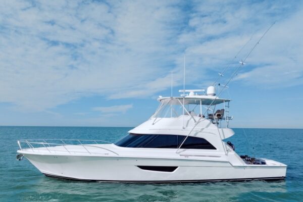 2020年 Bertram 61 comvertible | グートスポーツ株式会社オフィシャルサイト